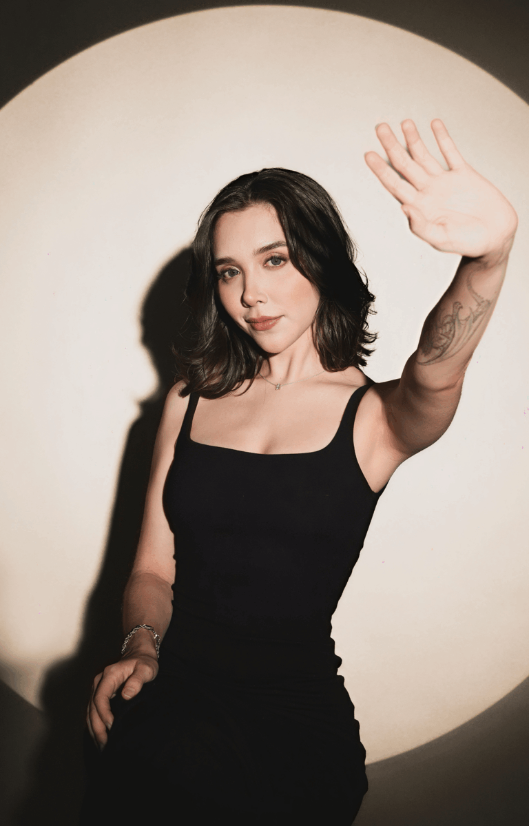 Beth Cast - StayOnSocial